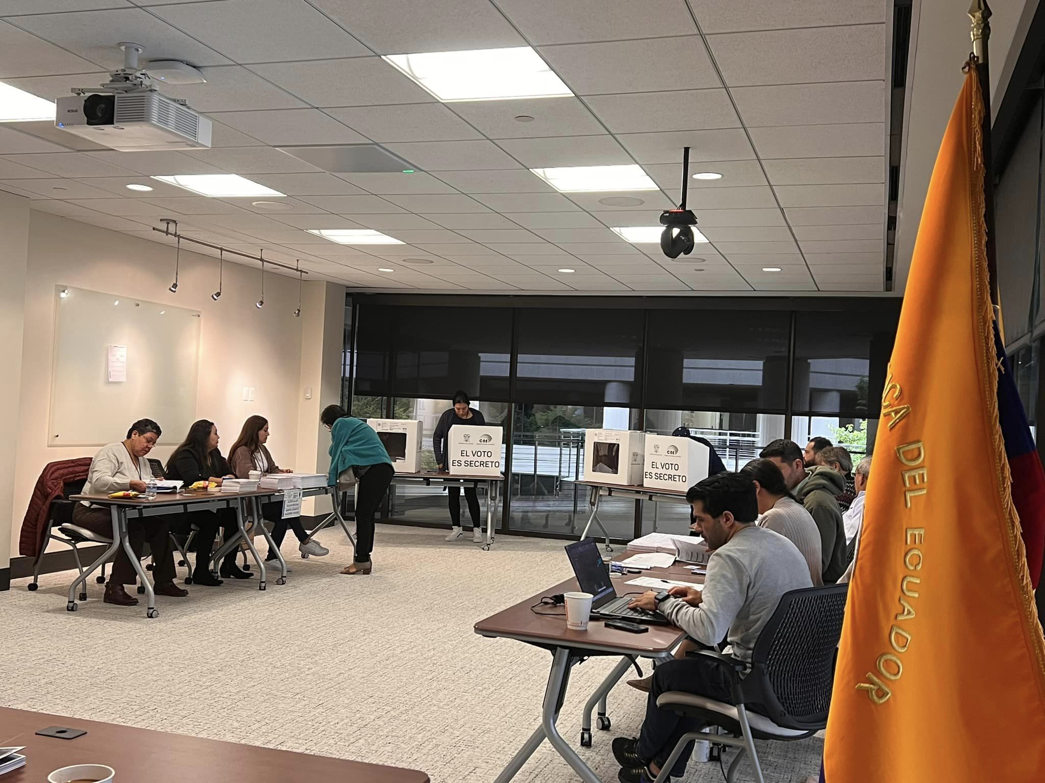 Consulado móvil de Ecuador en Charleston